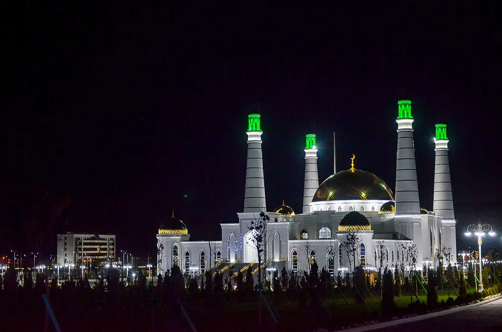 Lebap Region Mosque – Mosqpedia