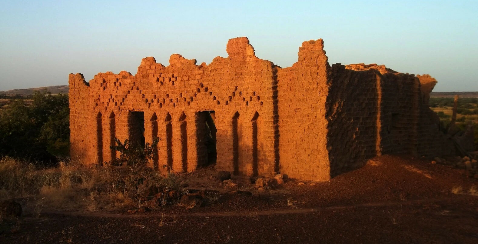 Seven Mosques of Bani: Mosque of the Rising Sun – Mosqpedia